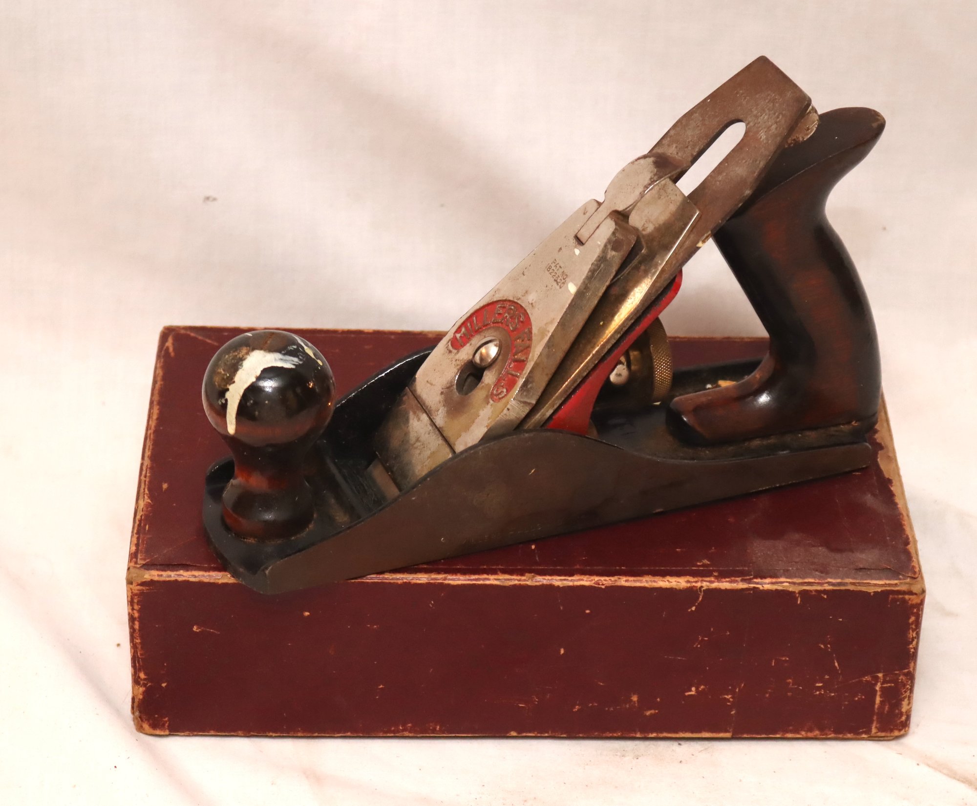 Vintage Millers Falls Wood Plane W/ Box #24893 | Auctionninja.com