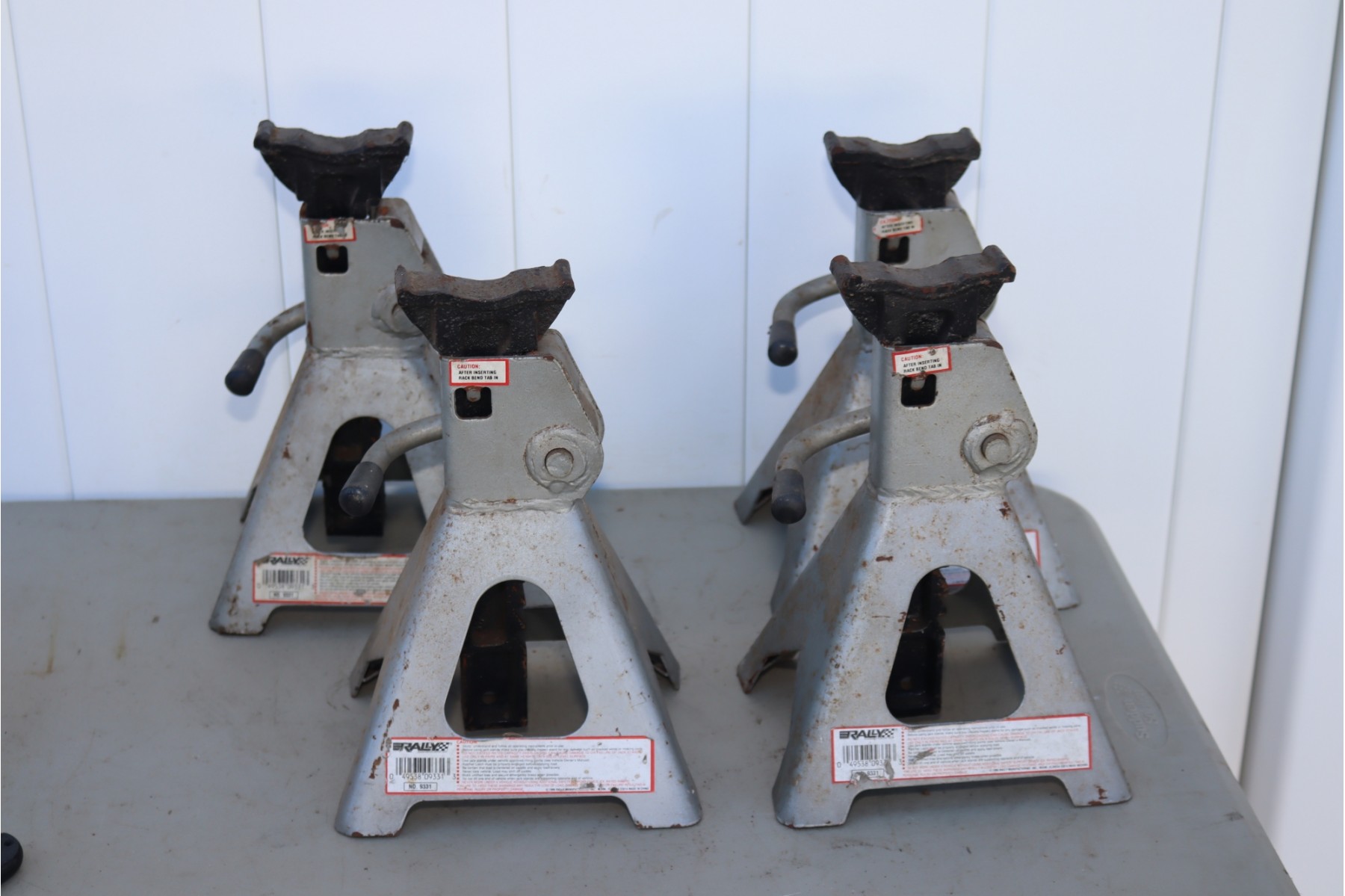 Set Of 4 Rally 9331 Jack Stands #12146 | Auctionninja.com