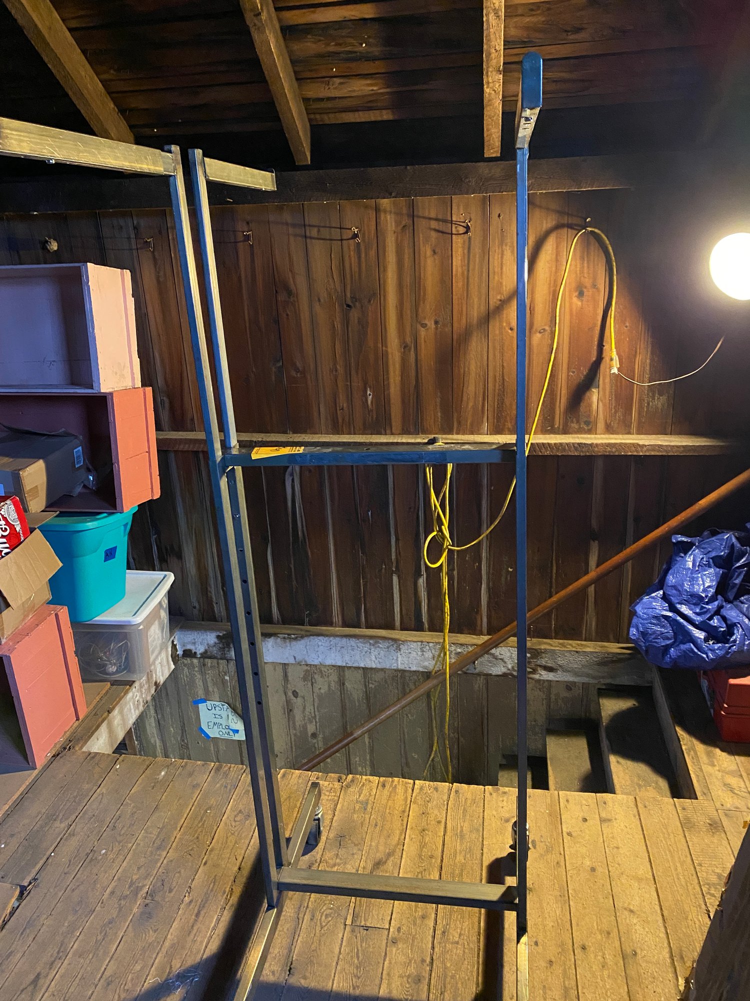Commercial Retail Extendable Arm Rack On Locking Wheels #2129 ...