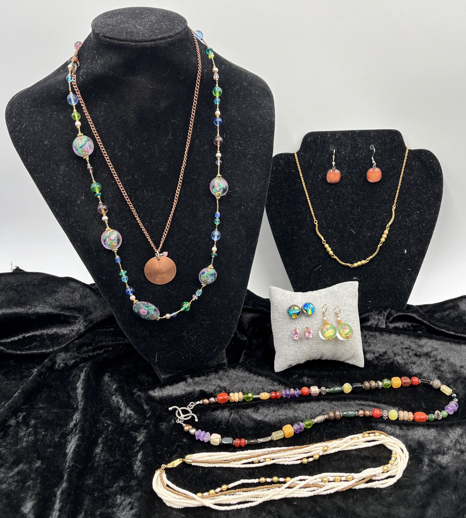 Fun Jewelry Bundle J85 - (B1) #29427 | Auctionninja.com