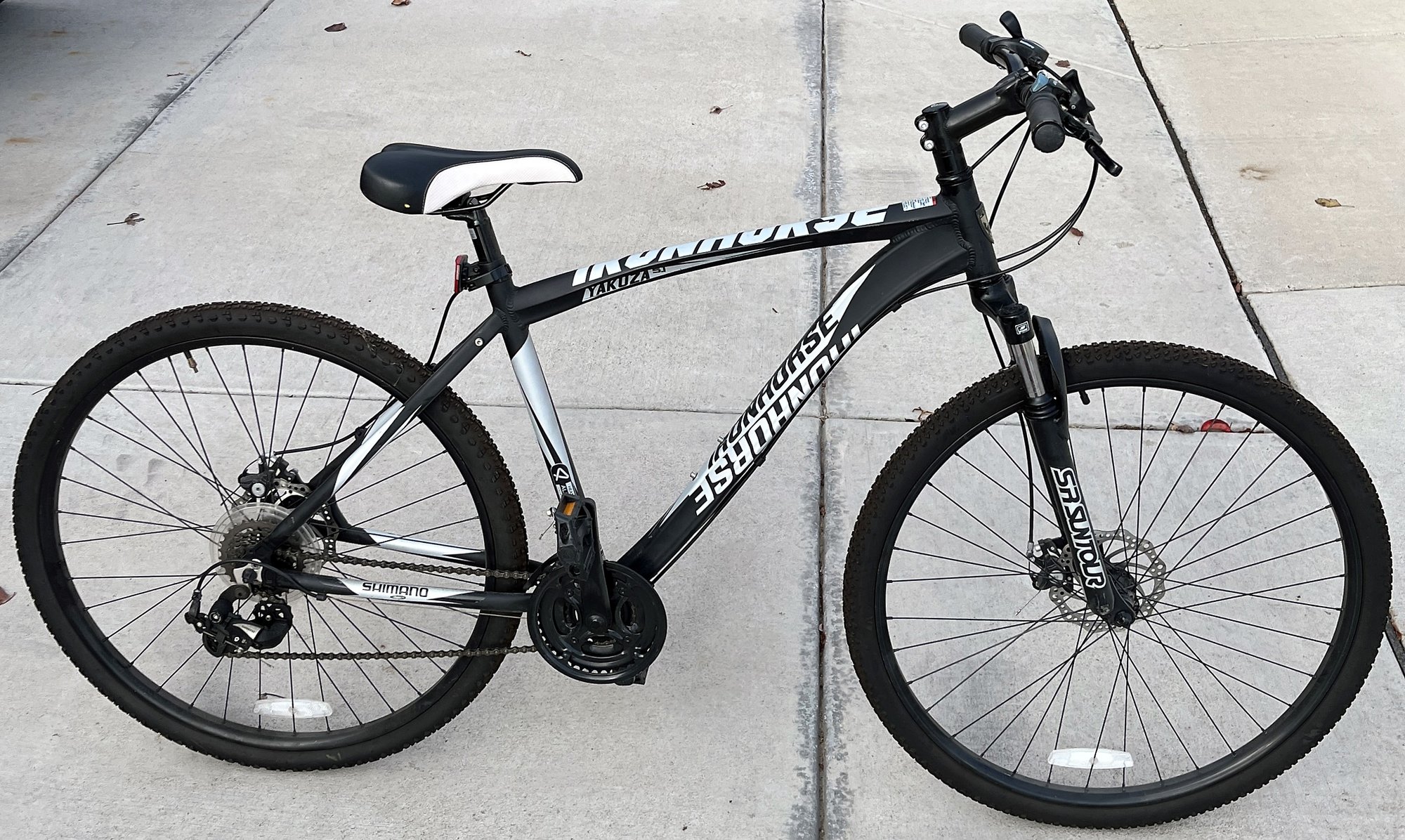 IRON HORSE YAKUZA 5.1 Mountain Bike - (G) #21866 | Auctionninja.com