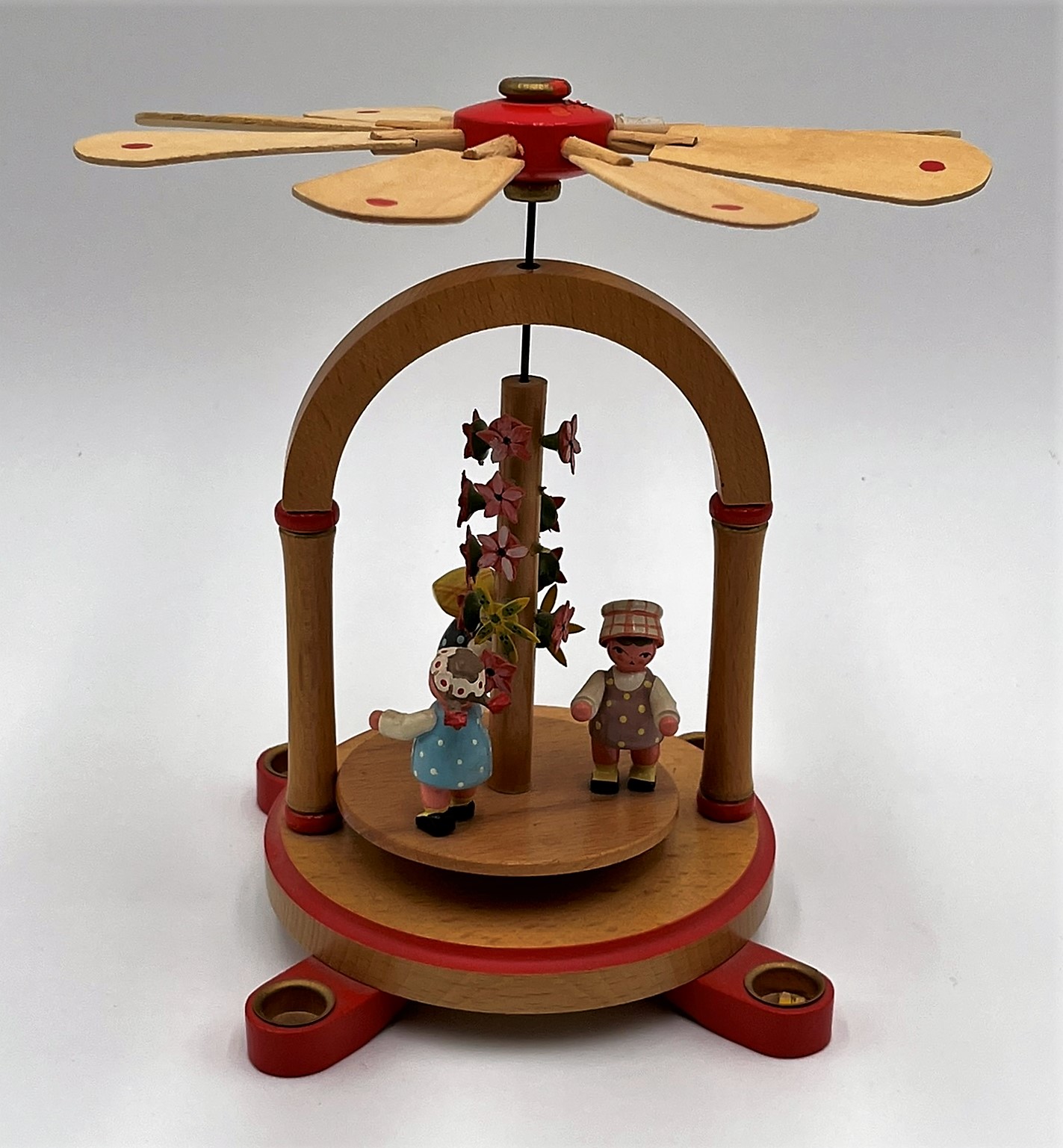 German Pyramid Carousel #12678 | Auctionninja.com