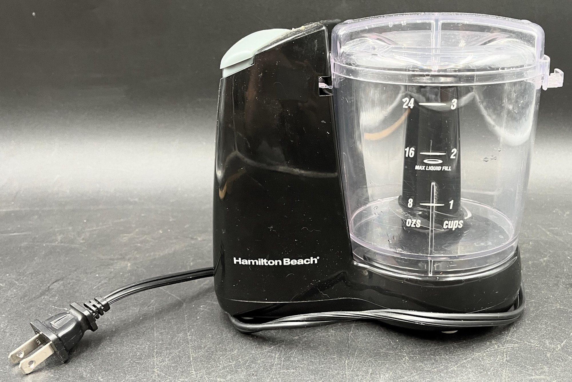 Small Hamilton Beach Food Processor - (K3) #30164 | Auctionninja.com