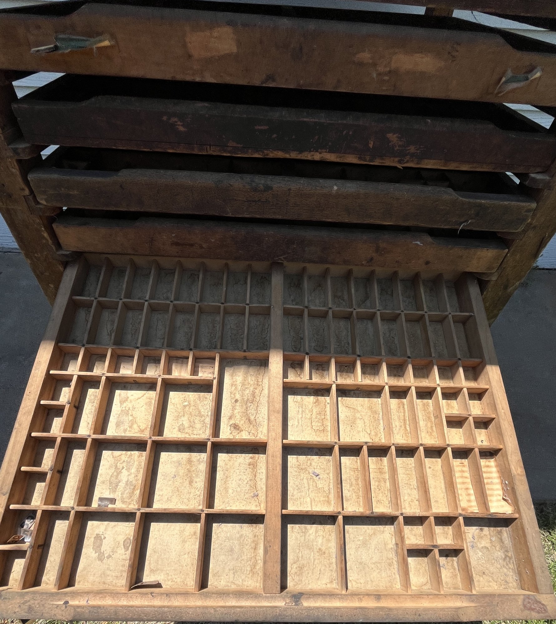 Vintage Printing Typeset Stand With 10 Drawers #30065 | Auctionninja.com