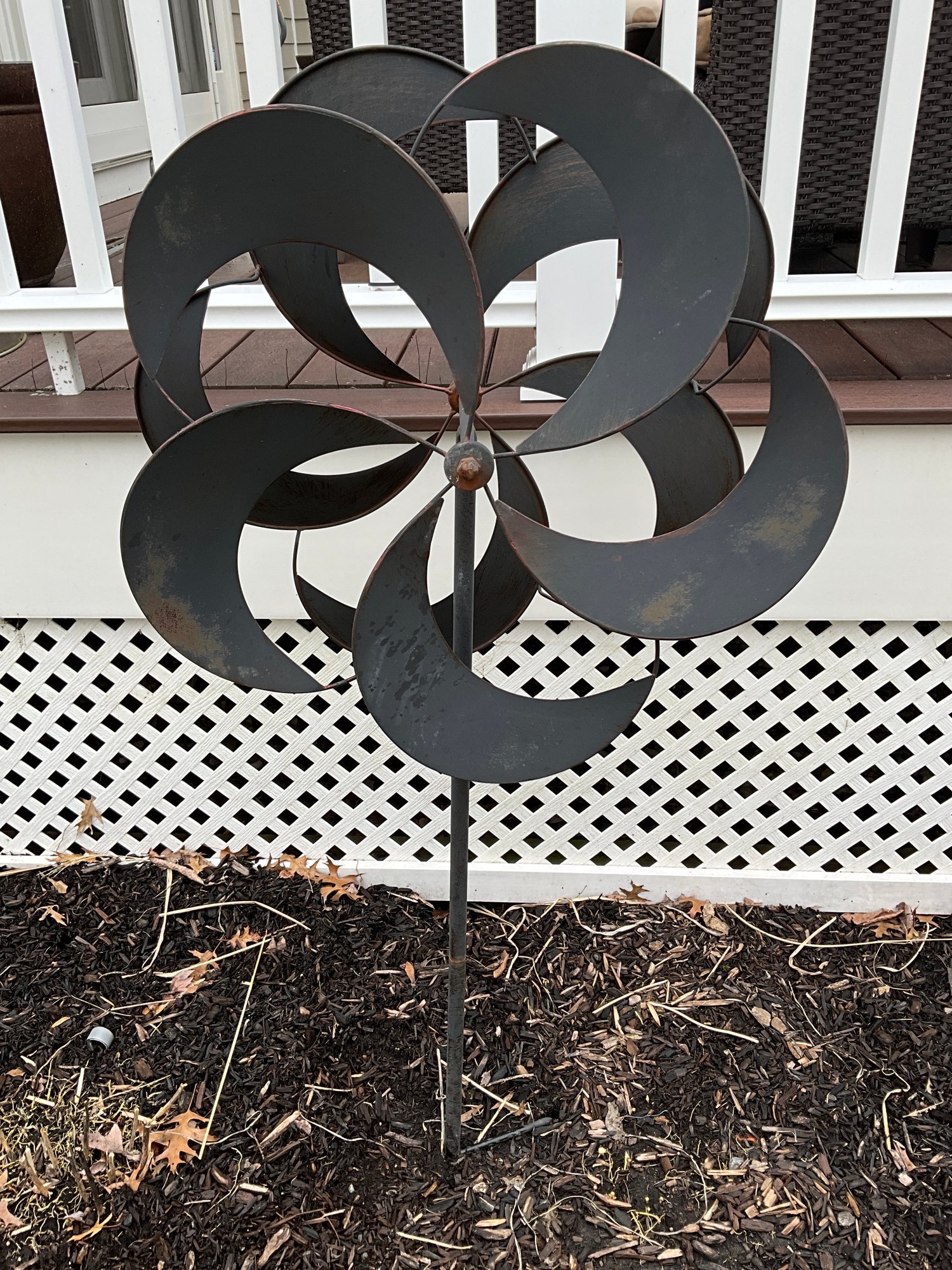 Pinwheel Metal Garden Spinner #12668 | Auctionninja.com