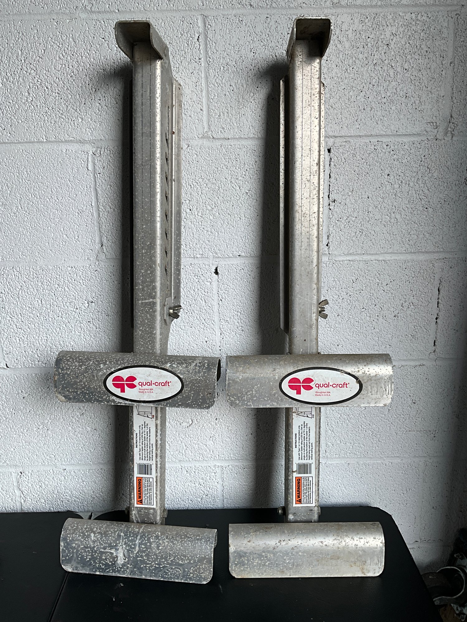 Pair Of Qual-Craft Ladder Jacks #18184 | Auctionninja.com