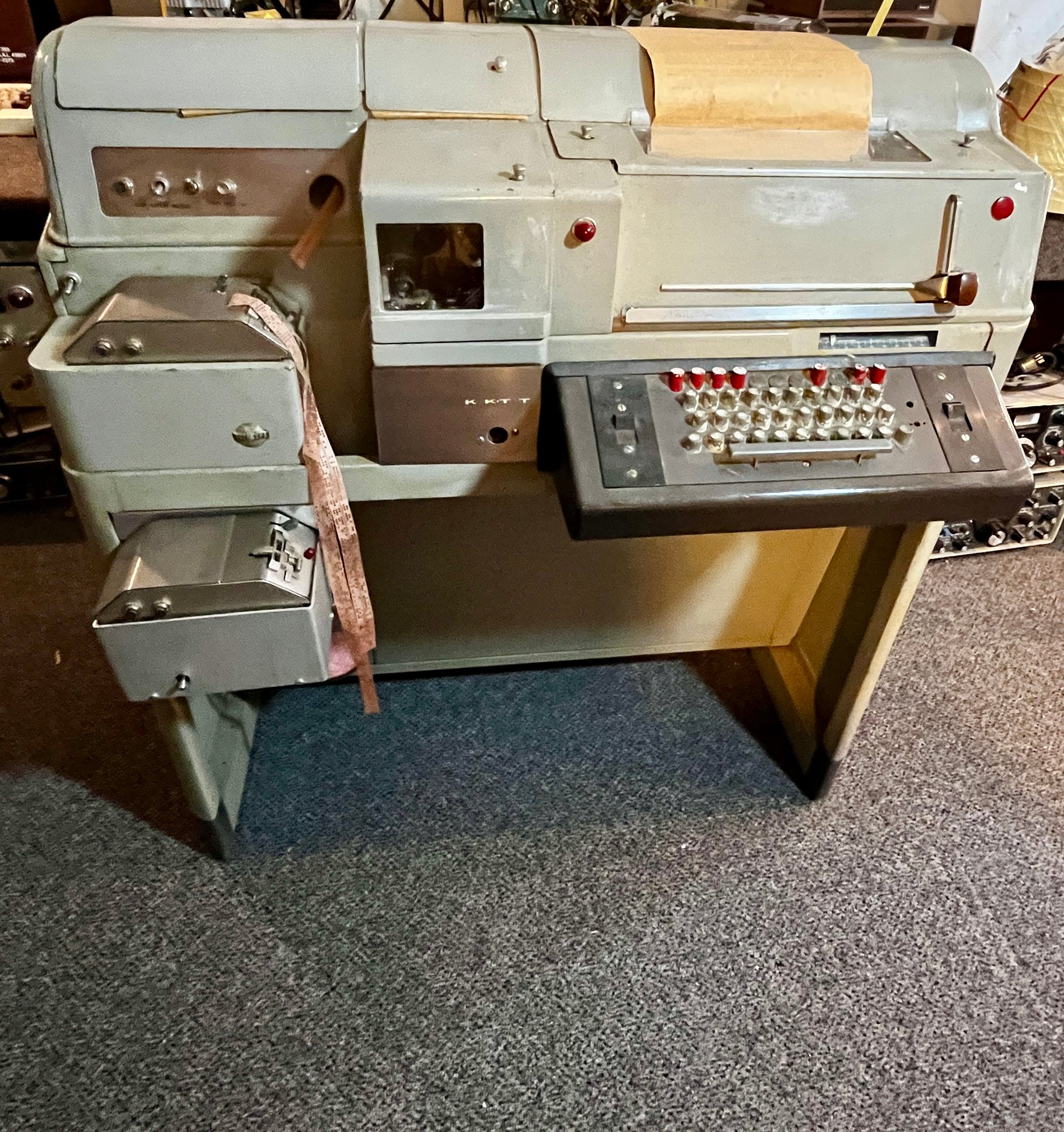 Vintage Old Teletype Teleprinter Machine #2949 | Auctionninja.com