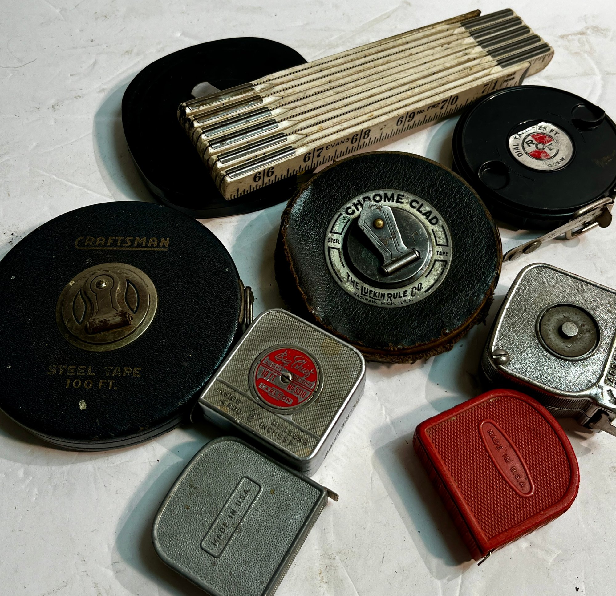 Collection Of Vintage Tape Measures #3292 | Auctionninja.com