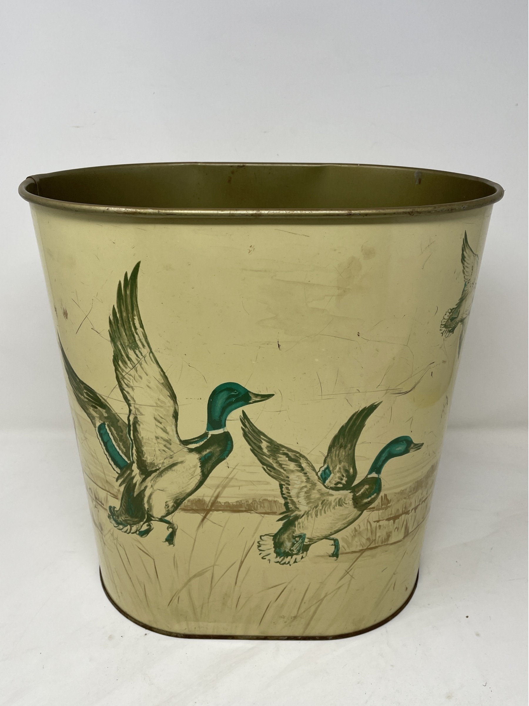 Mid Century Duck Trash Can Tin #28707 | Auctionninja.com