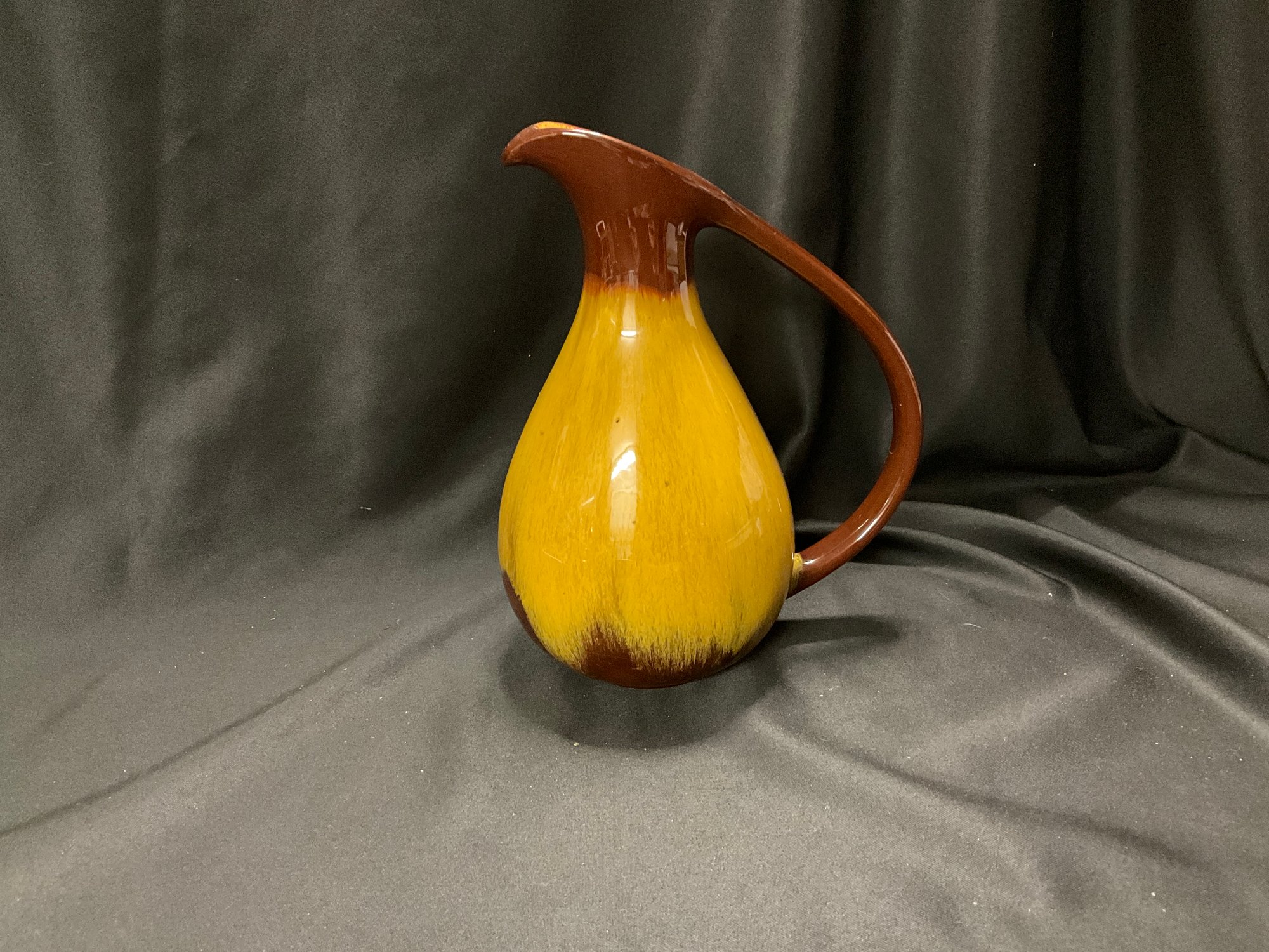 MCM Blue Mountain Pottery "BMP" Canada Gold And Brown Glaze Jug Pitcher ...