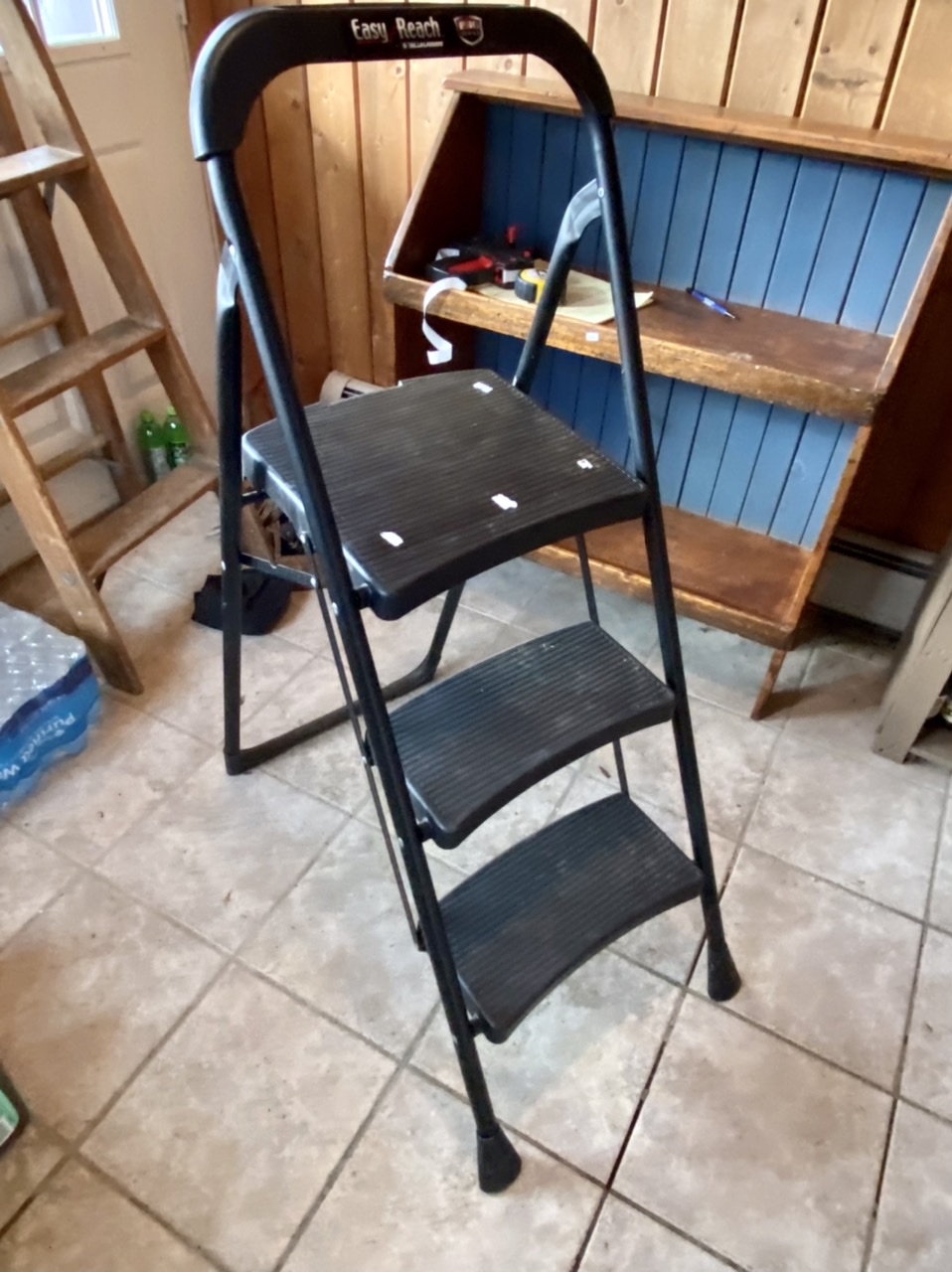 Folding Step Ladder - On Site Pick Up Only #21120 | Auctionninja.com