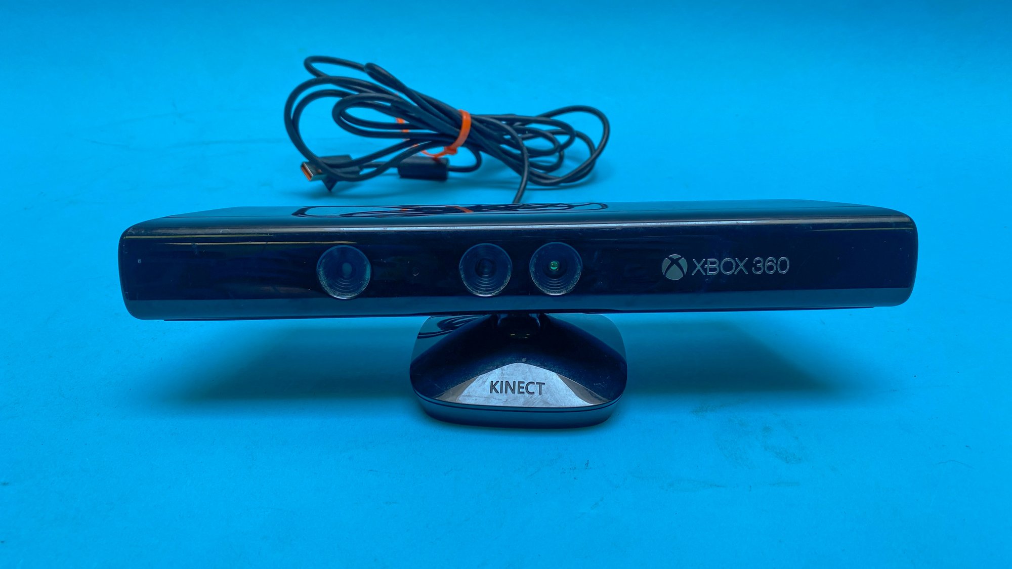 Xbox 360 Console Bundle With Kinect, Controllers, And Games Including ...