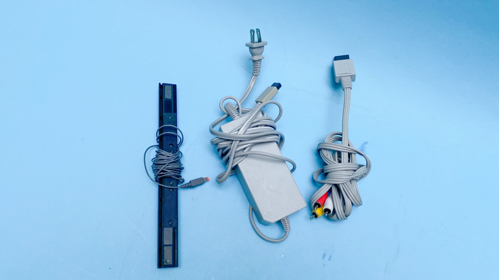 Nintendo Wii Console Bundle With Controllers And 11 Games Including ...