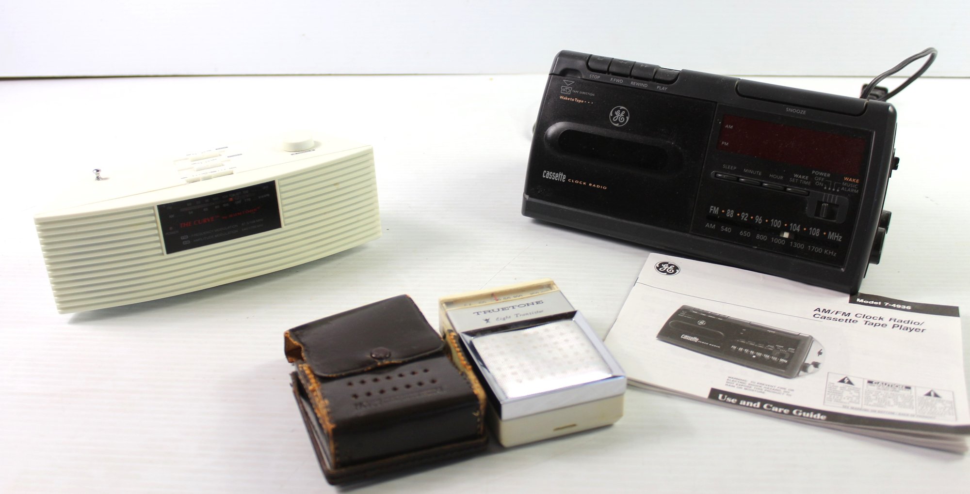 GE Clock Radio, Truetone 8 Transistor, The Curve By Suntone #18842 ...