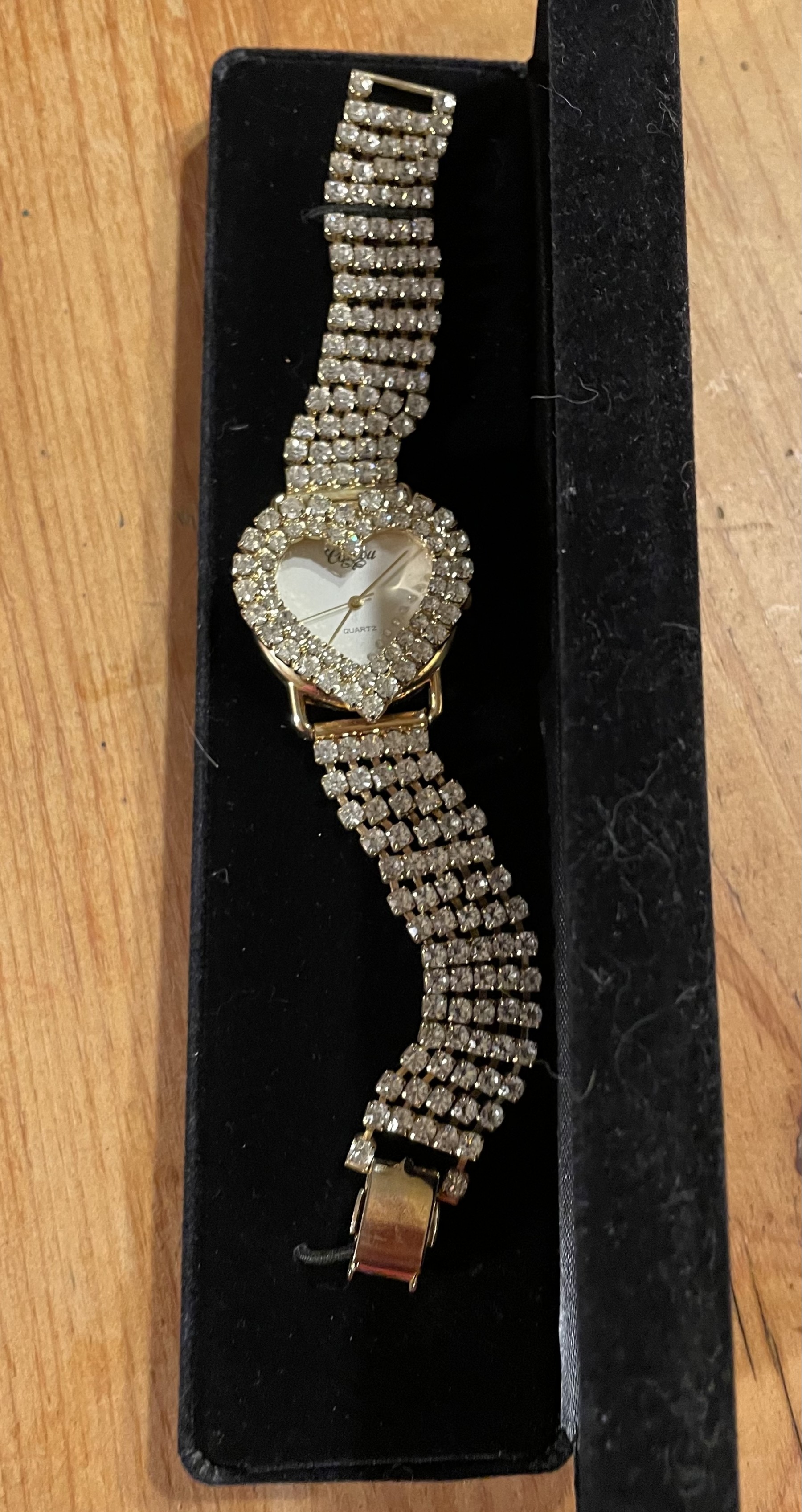 Beautiful Vintage Bling Watch #1119 | Auctionninja.com