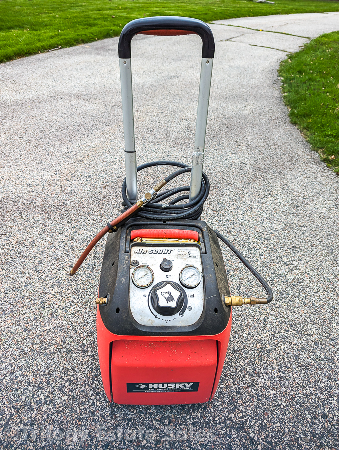 Husky Air Scout Air Compressor #5407 | Auctionninja.com