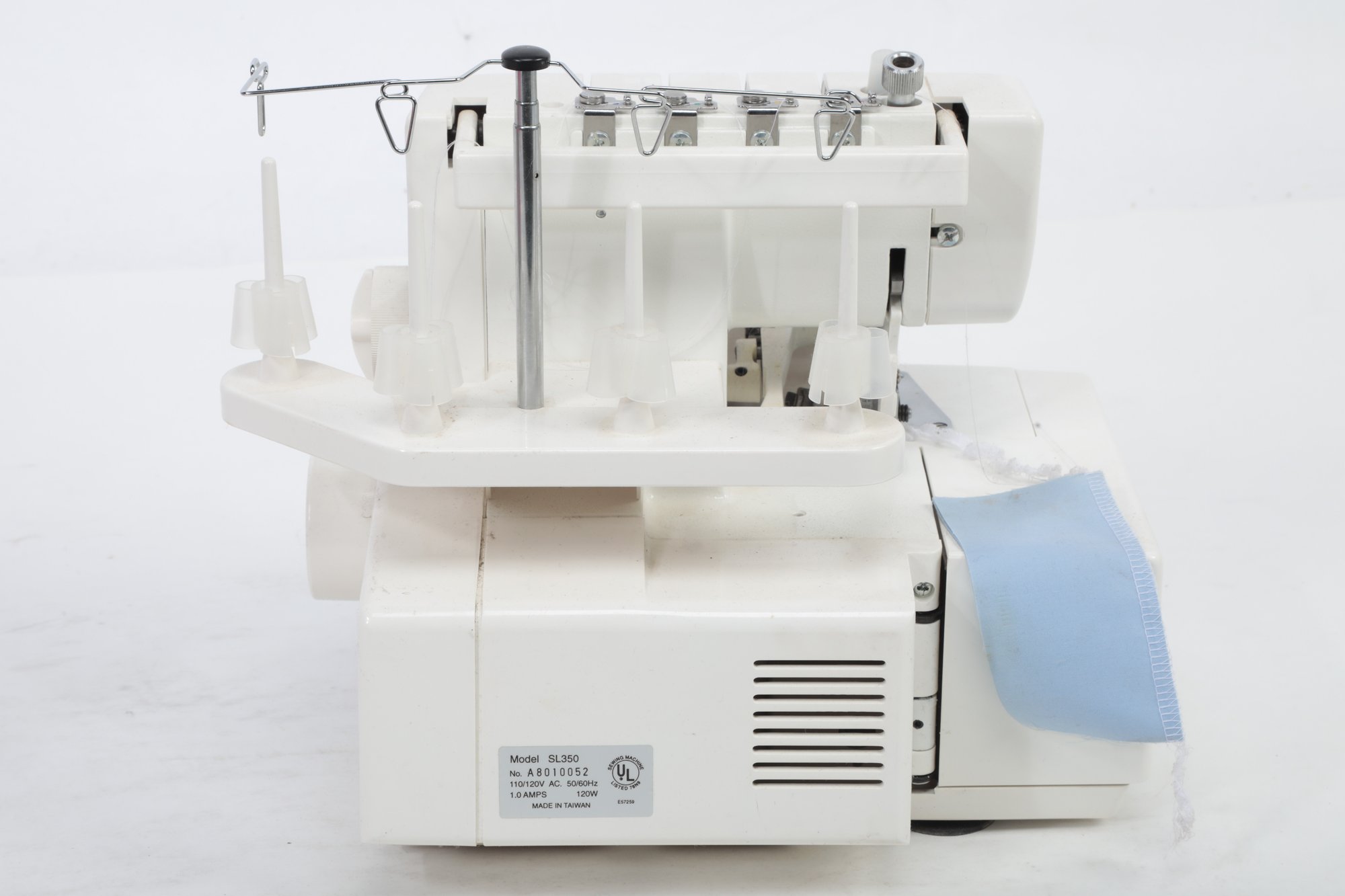 Simplicity Sewing Machine ~ SL 350 Serger #185624 | Auctionninja.com