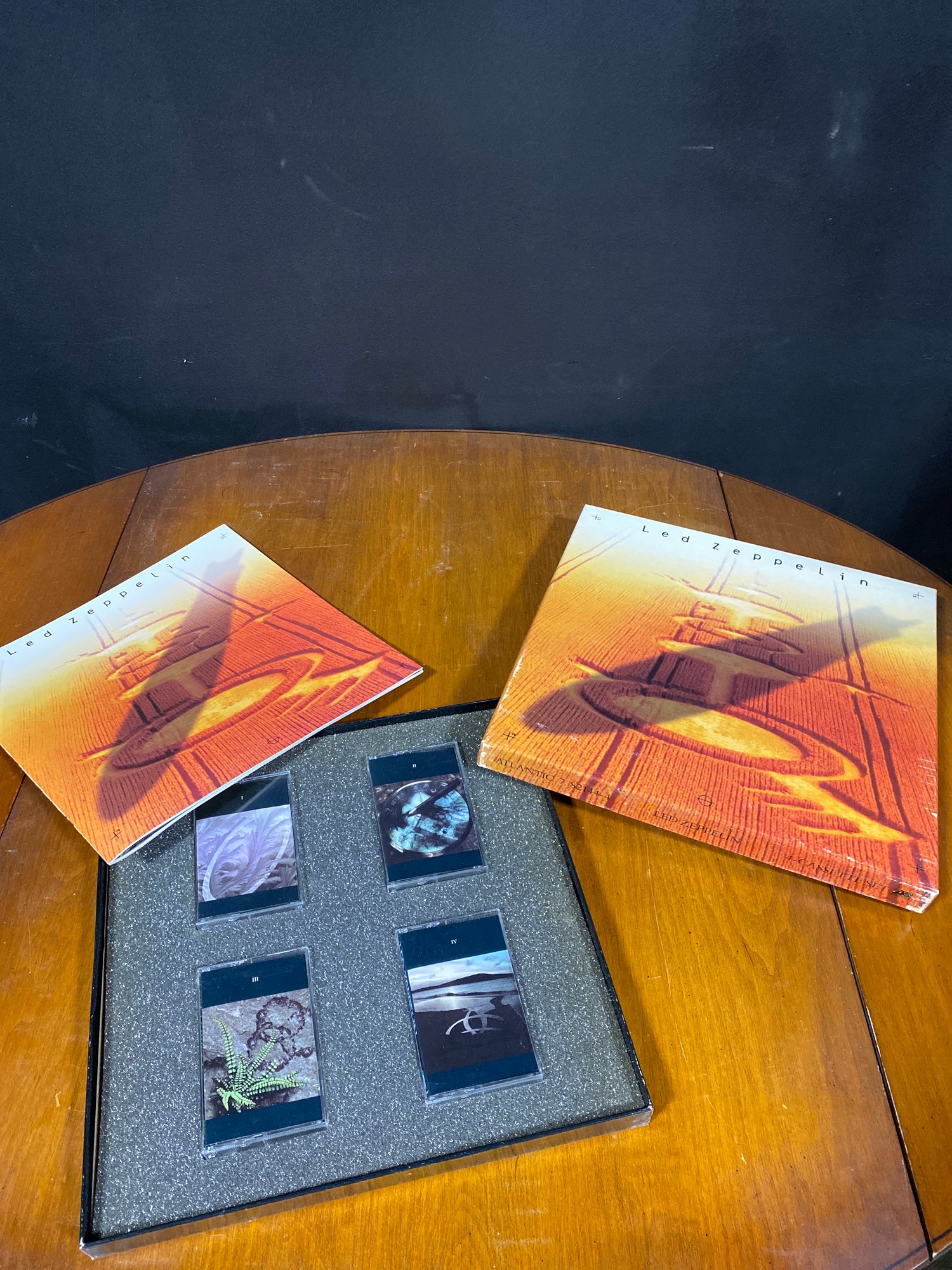 Led Zeppelin 4 Cassette Set Untested #3997 | Auctionninja.com